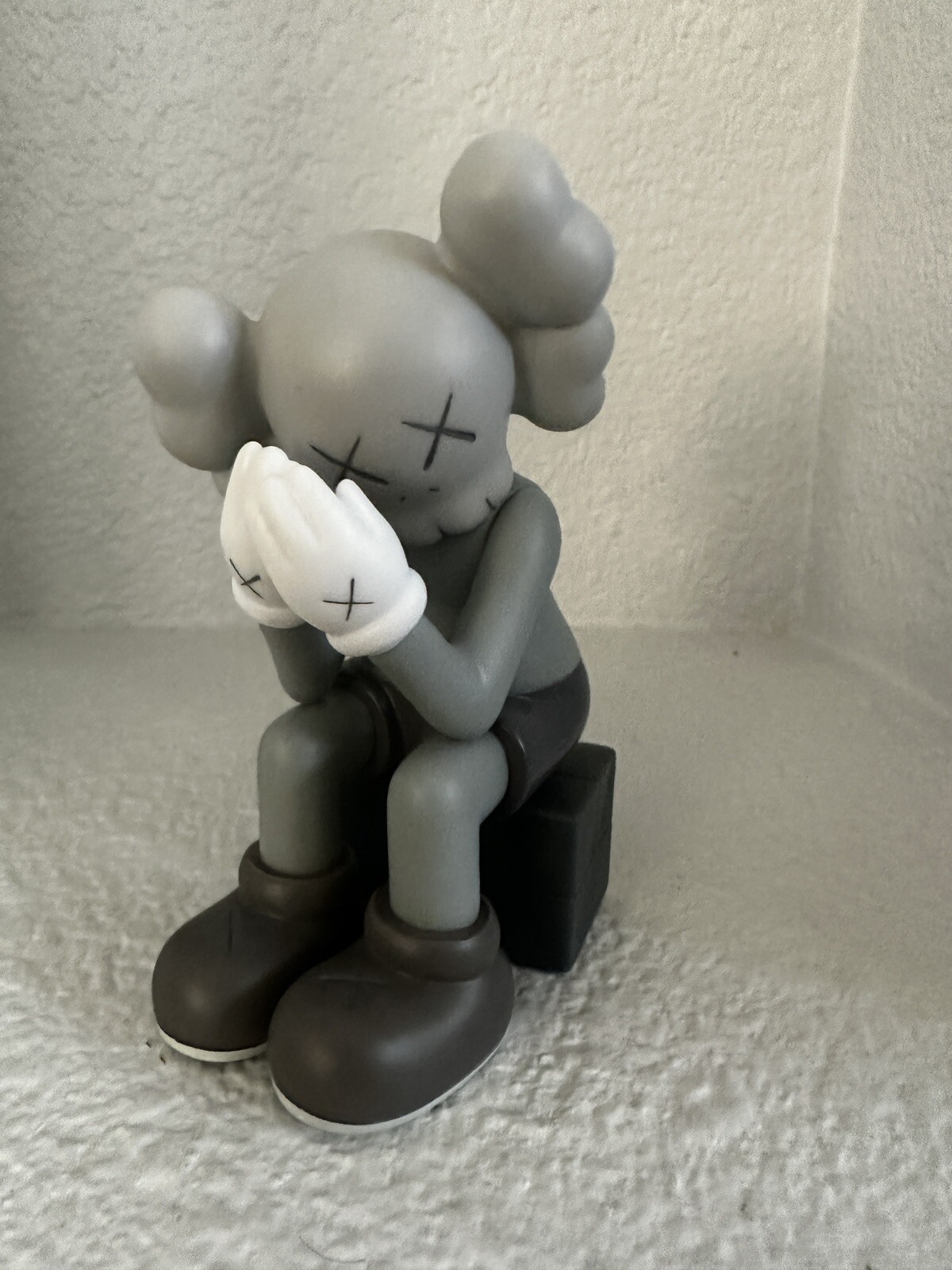 KAWS