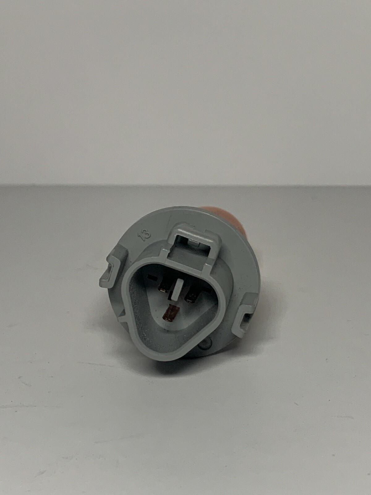 Nissan OEM Headlight Turn Signal Bulb Socket 262439B91A 93872237 26243 ...