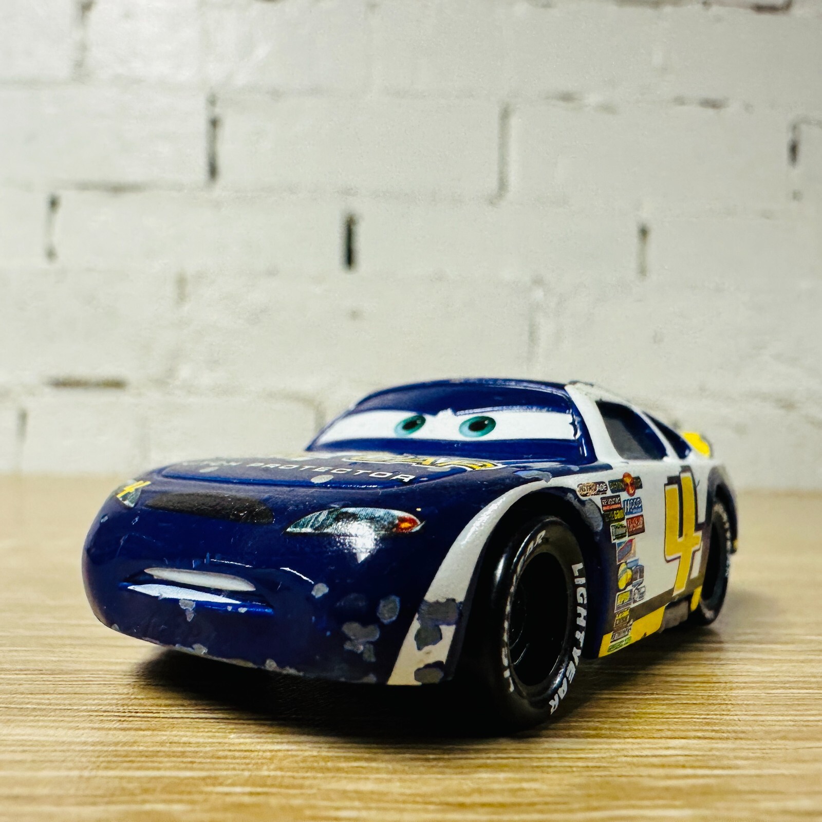 Jack DePost Tow Cap 4 Piston Cup Racer Disney Pixar Diecast Metal Cars 3