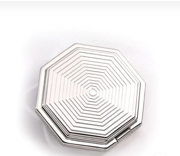 Besame Cosmetics Victorian Spider Compact New LIMITED EDITION | eBay