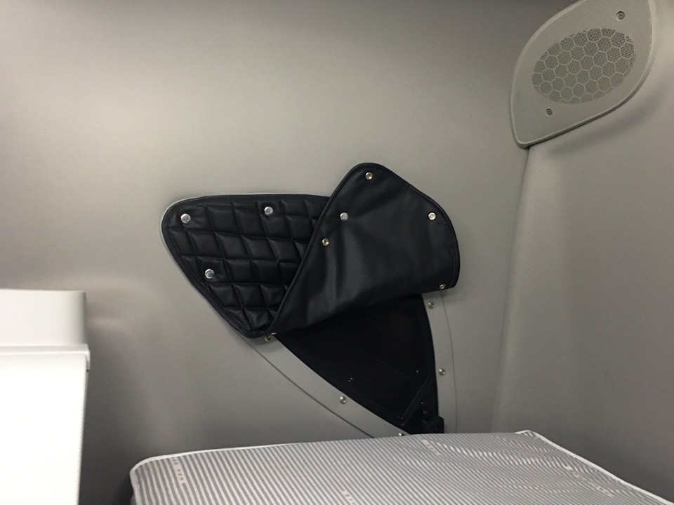 Freightliner Cascadia 2008-2022 Window Sleeper Curtain Upper . L+R ...