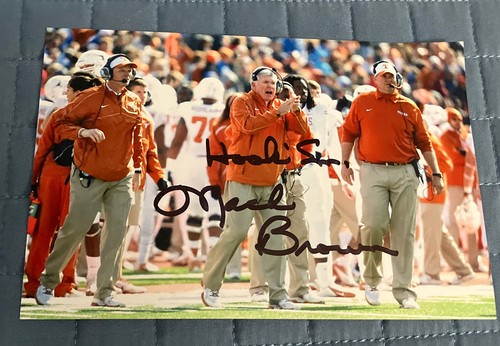 MACK BROWN TEXAS LONGHORNS FOOTBALL COACH SIGNED AUTOGRAPHED 4x6 GLOSSY ...