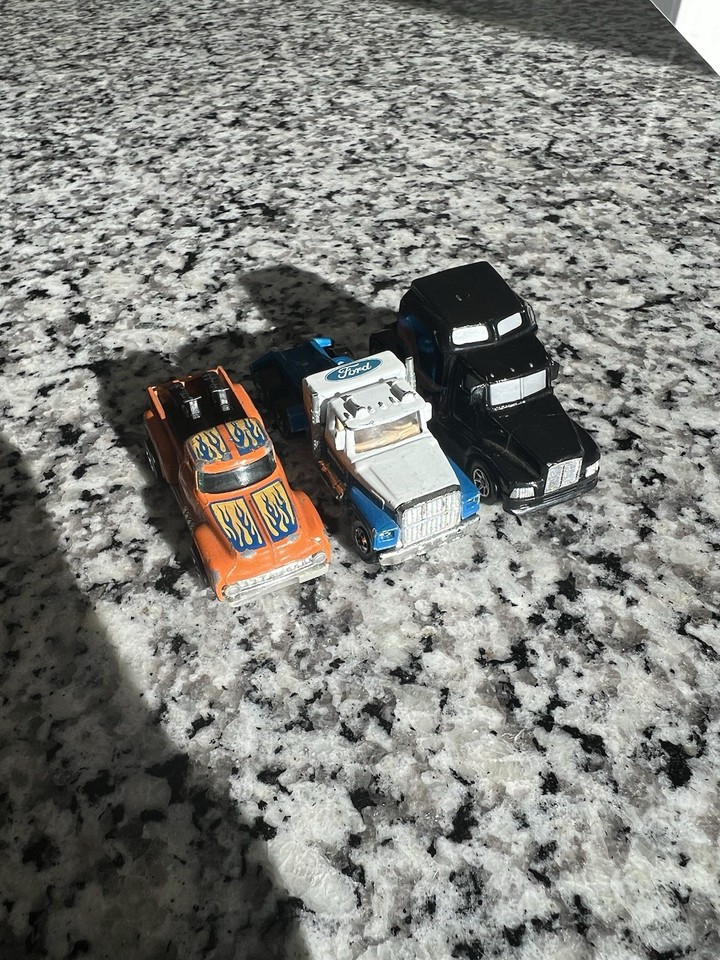 Vintage 80s Hot Wheels Lot Semis With Pickup (Lot Of 3) | eBay