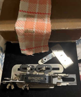 Singer 121795 Vintage Buttonhole Attachment | eBay