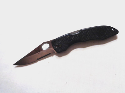 Benchmade Mini Pika Lockback Oval Thumb Hole Plain Edge 2.9" Blade ...