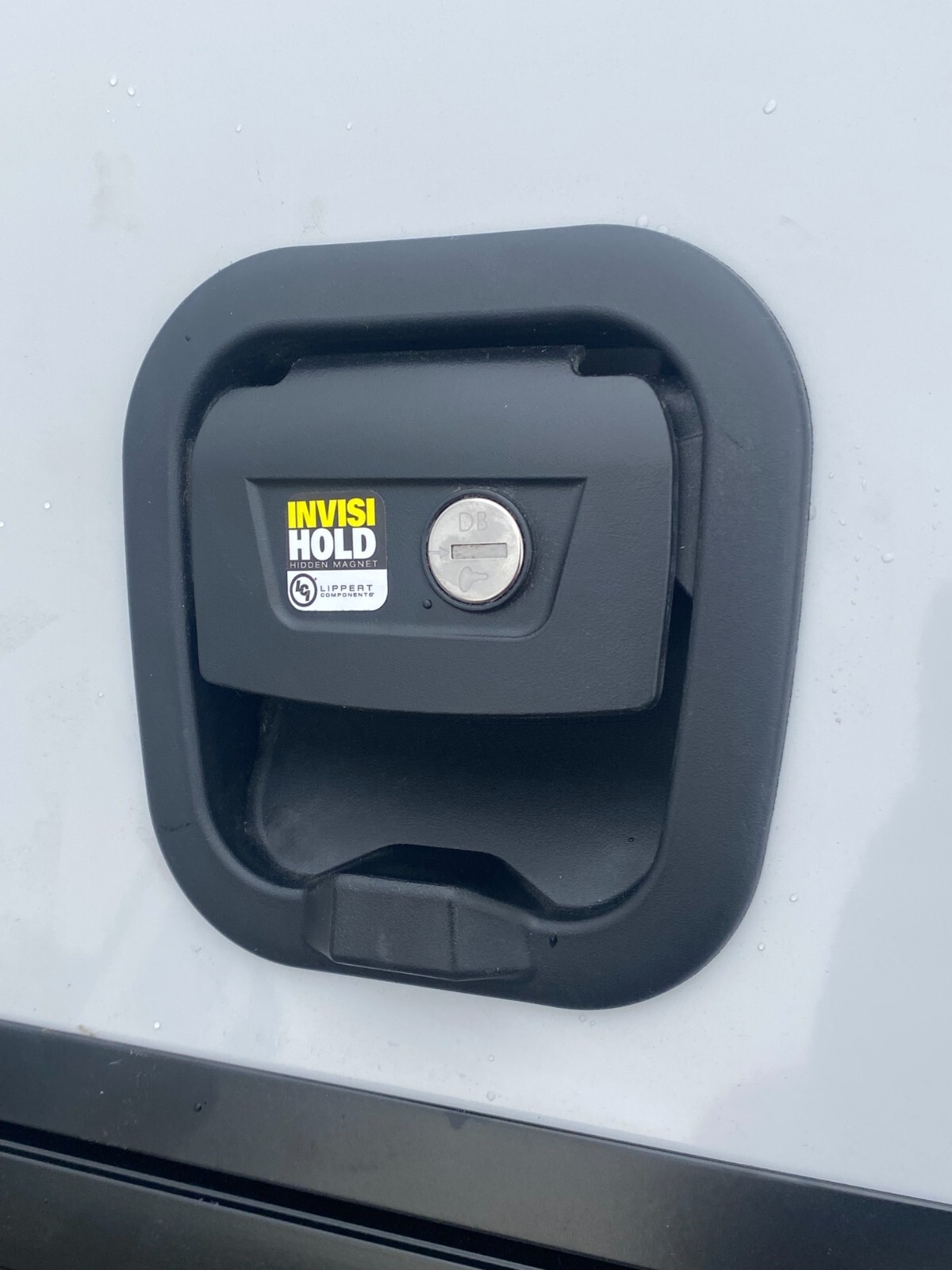Lippert RV Slam-Latch Storage Door Latch Invisi-Hold Magnet & Key 357 ...