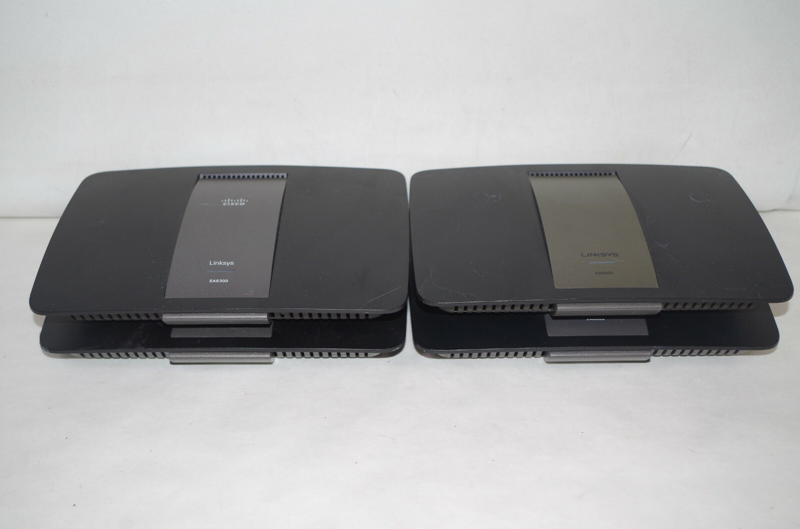 Lot of 4 Linksys EA6300 Advanced Multimedia AC1200 Smart WiFi Wireless ...