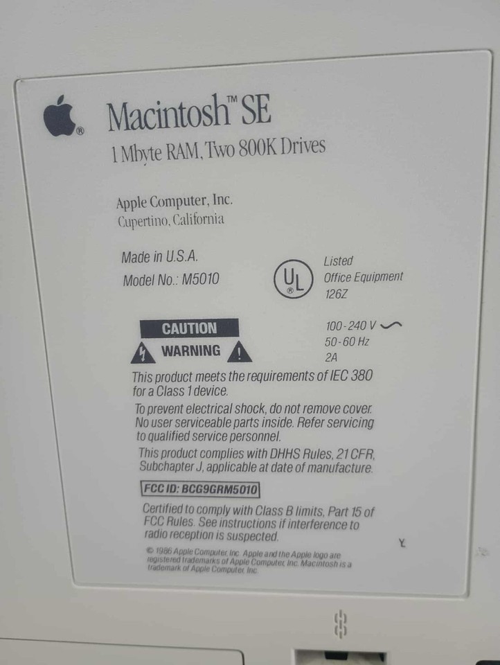 Vintage Apple Macintosh SE Computer Model M5011 YES SOUND NO IMAGE ...