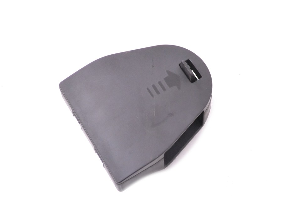 AUDI A8 4H 3.0 TDI 2011 RHD Hazard Warning Triangle Bracket 4H0860285 ...