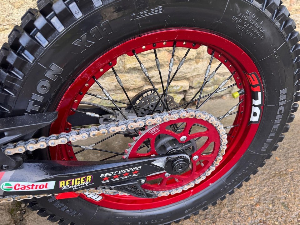 Vertigo Vertical DL250 Trials Bike, 2019 Model, Road Registered, Very ...