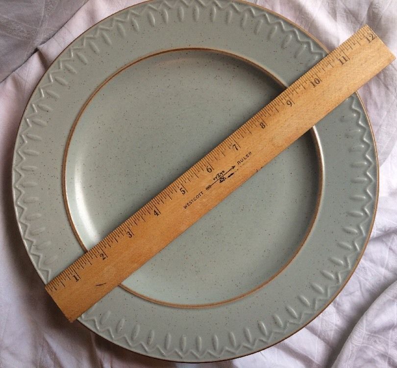 Martha Stewart Green Punctuation Dinner Plate Stoneware Zig Zag Dot ...