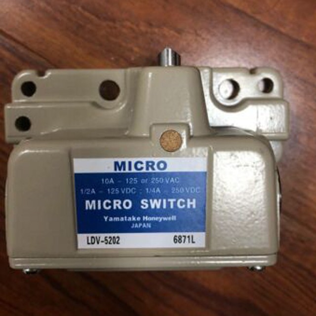 Yamatake Honeywell Micro Limit Switch Ldv-5202 10a LDV5202 for sale ...