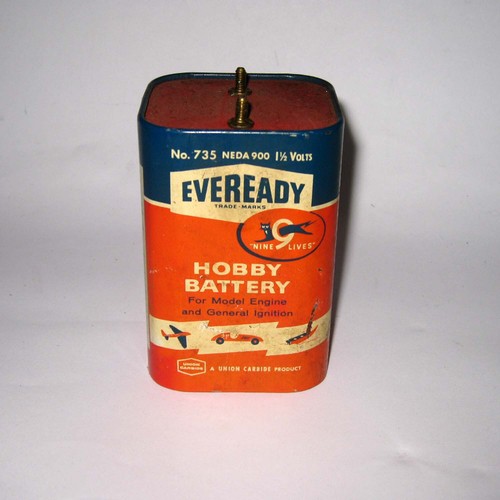Antique EVEREADY ® No 735 Hobby Battery - 1-1/2 Volt NEDA 900 - DEAD ...