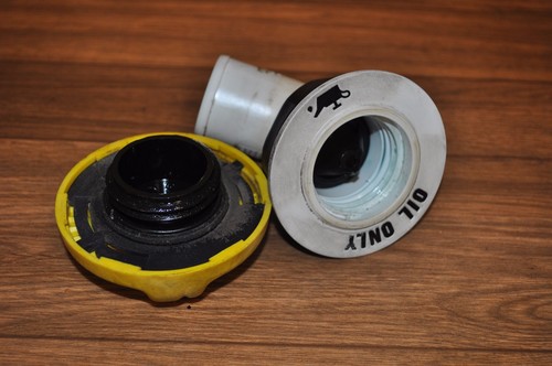 Seadoo GSX 787, 1996 Jet Ski Oil Cap With Mount | eBay