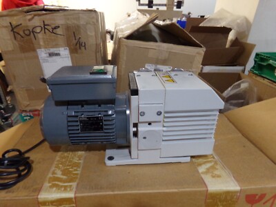 Oerlikon Leybold Trivac D4B Vacuum Pump w/ Lafert AMM 71Z BA4. 1/2 HP ...
