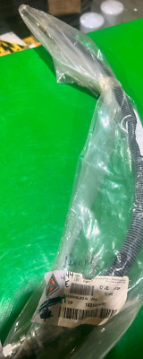 GENUINE NEW OEM INTERNATIONAL TUBE 1831423C91 | eBay