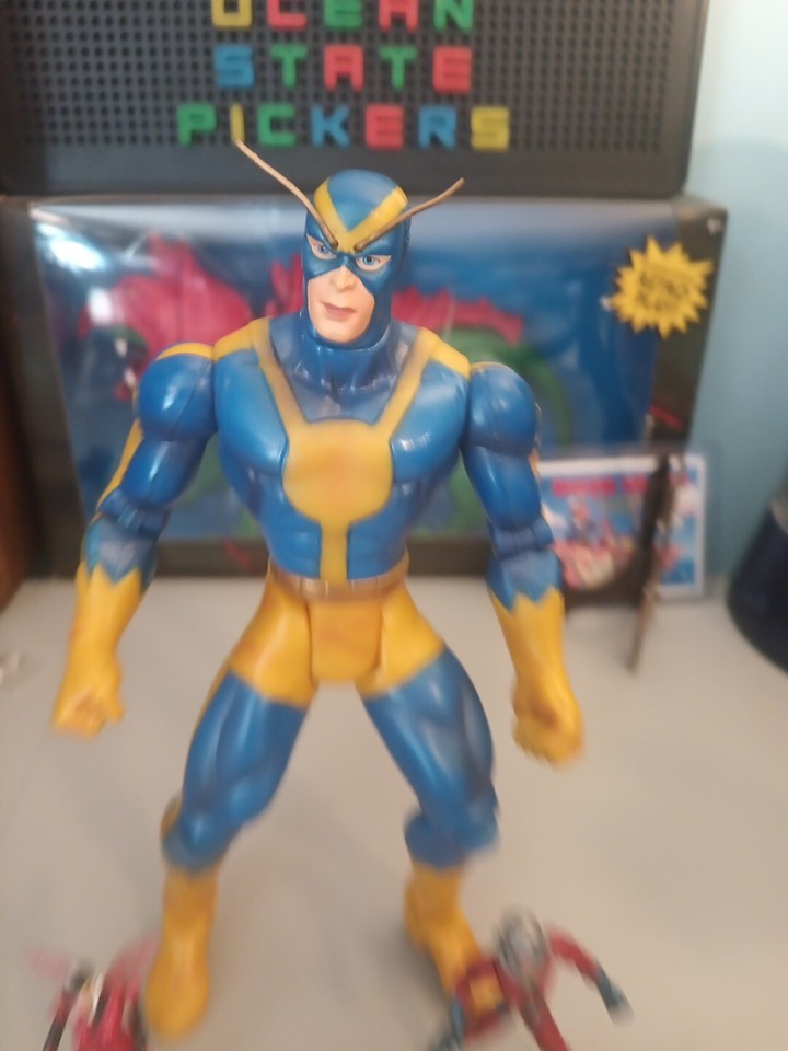 GOLIATH WITH WASP & ANT-MAN COMPLETE FIGURES MARVEL LEGENDS SERIES VII ...