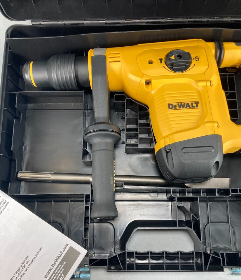 DeWALT D25810K: 12lbs. (5.6 kg) SDS-MAX Rotary Concrete Chipping Hammer ...