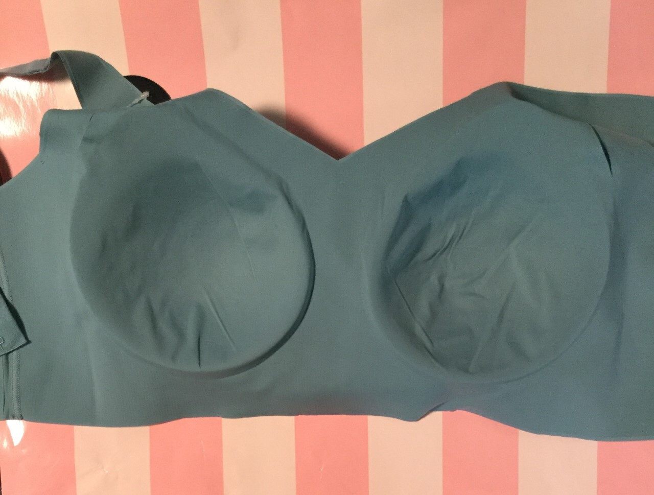 New BALI Comfort Revolution EasyLite Smooth Comfort Wirefree Lined Bra ...