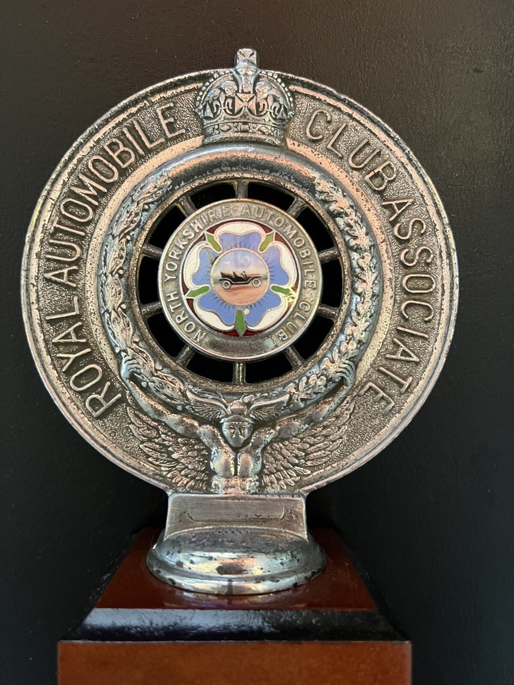 RAC NORTH YORKSHIRE Enamel Badge Rare ROYAL AUTOMOBILE CLUB ASSOCIATION ...