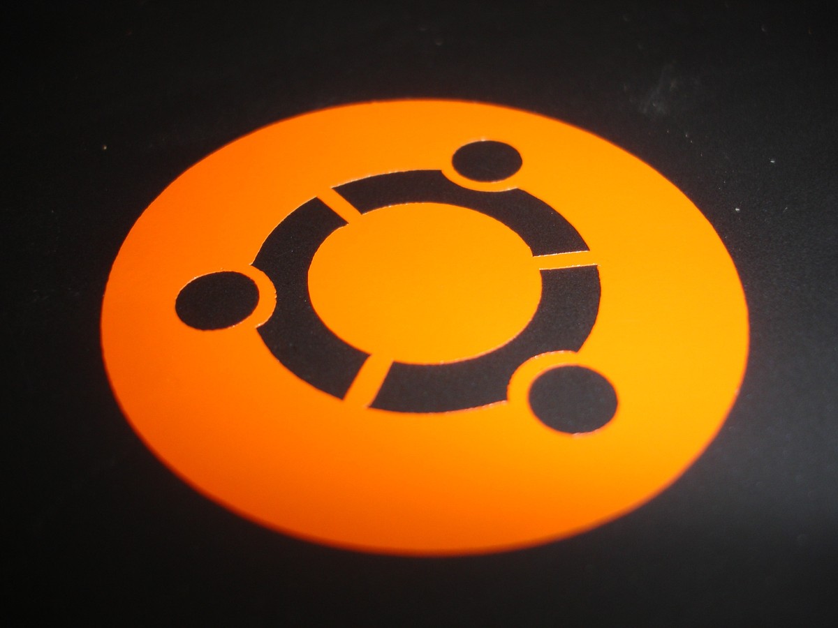 Logotipo De Estudio De Ubuntu Ubuntu Escénico
