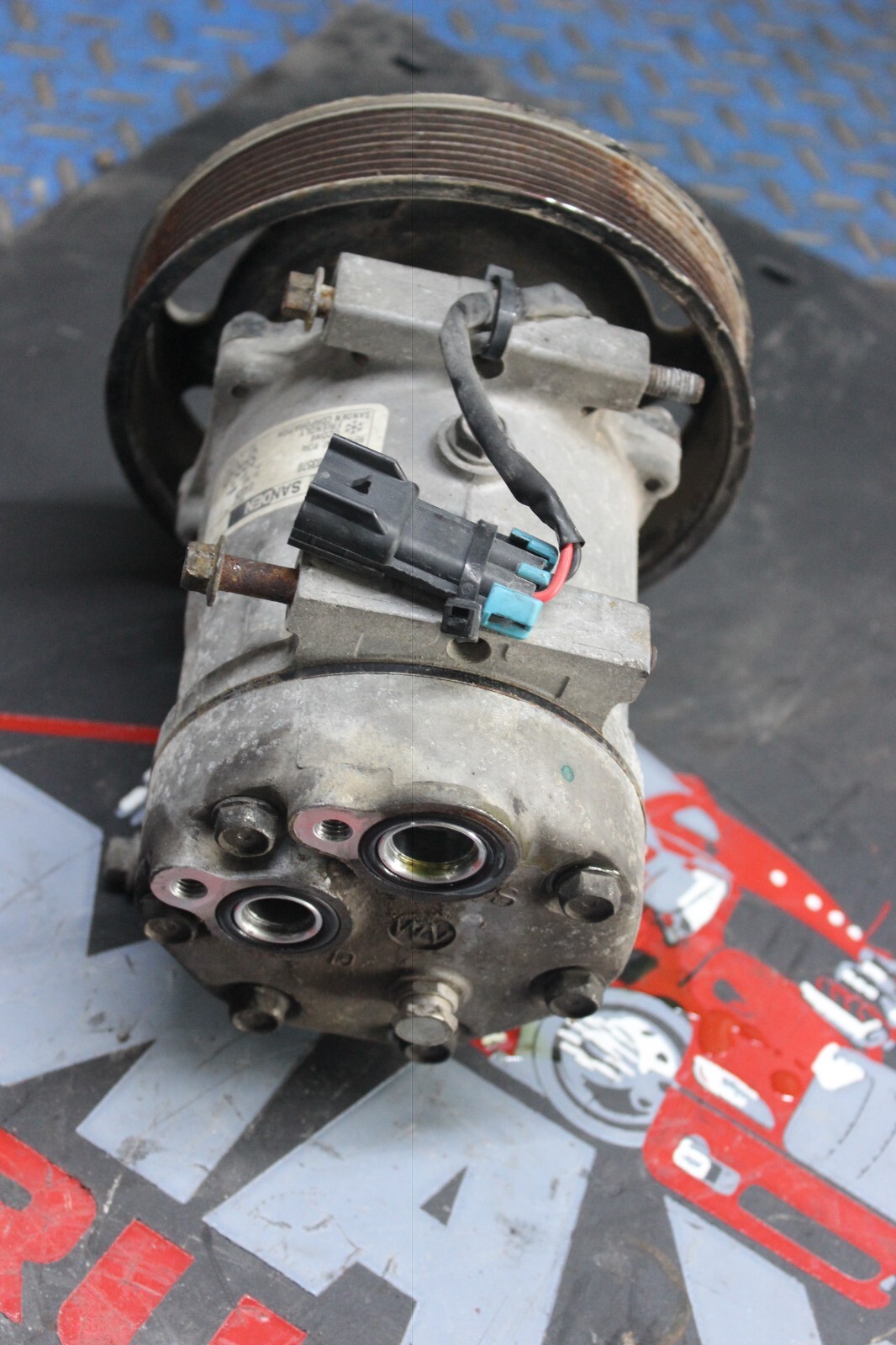 2007 MACK MP7 AIR CONDITIONER COMPRESSOR P/N: 709GKA15 | eBay