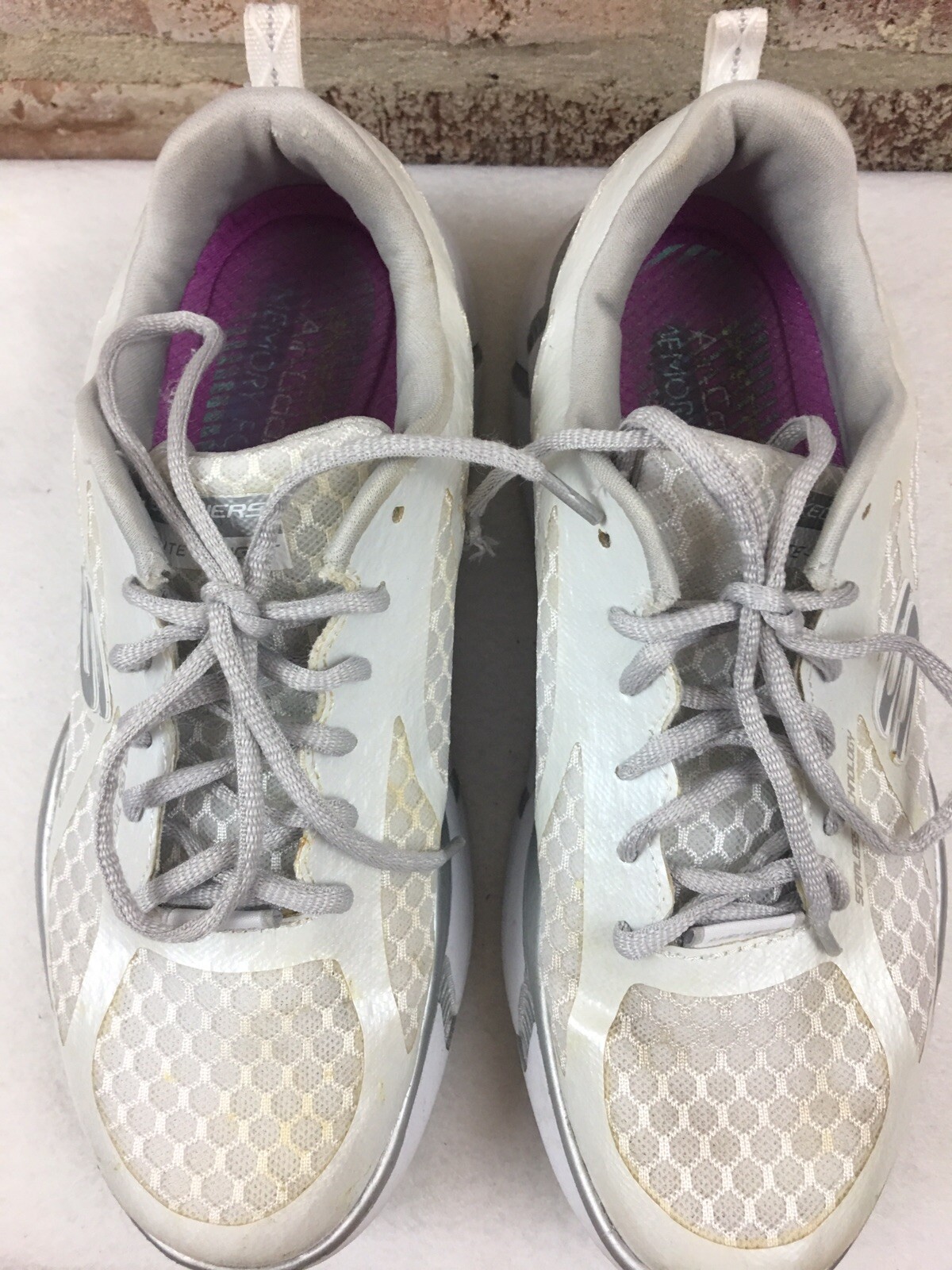 Skechers Air Cooled Memory Foam Rocker Sneakers 8.5 - Gem