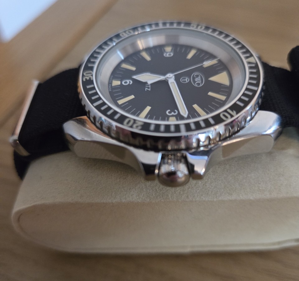 CWC 1983 Navy/ Marine Divers Quartz Watch Re-Issue RN300-83 T Dial,007 ...