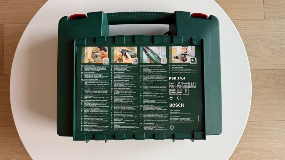 Bosch PSR 14.4 Cordless Drill Driver + Carry Case Charger & Drill Bits ...