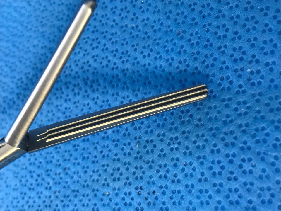 Karl Storz 33510CB Clickline Bowel Clamp Forcep Insert Double Action ...