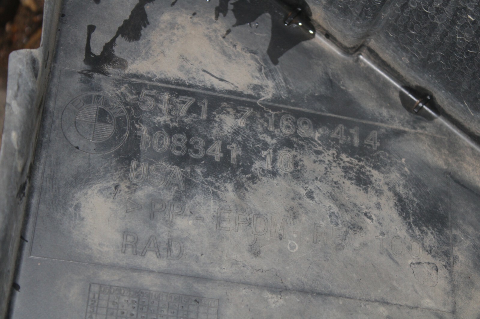 2007-2013 BMW E70 X5 REAR RIGHT INNER FENDER LINER SPLASH GUARD HOUSING ...