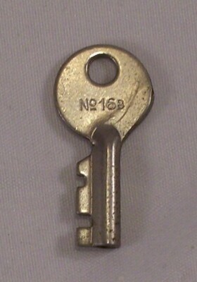 Vintage Cheney Key # 16 B Hollow Barrel Luggage Suitcase Briefcase ...