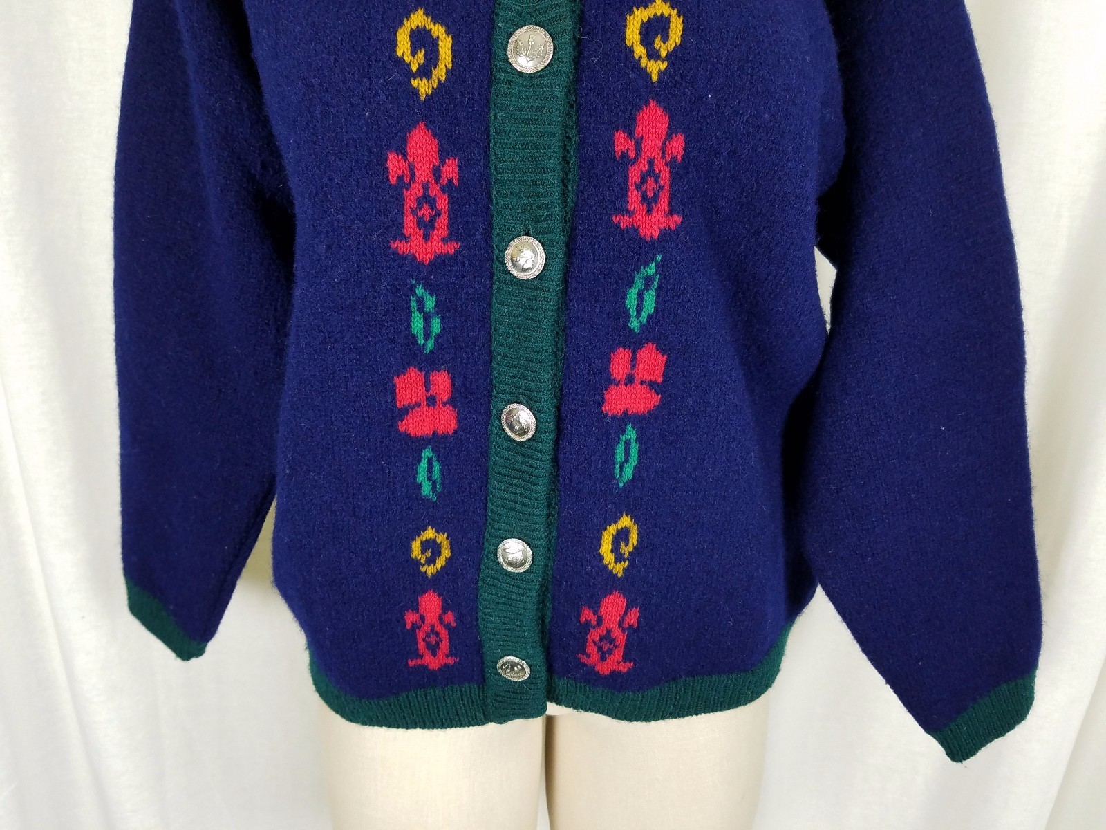 Pitlochry Scotland Wool Knit Floral Pewter Buttons Cardigan Sweater ...