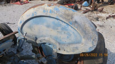 2000,3000, 2600,3600 FORD TRACTOR PAIR OF FENDERS W/ LIGHT & TOOLBOX | eBay