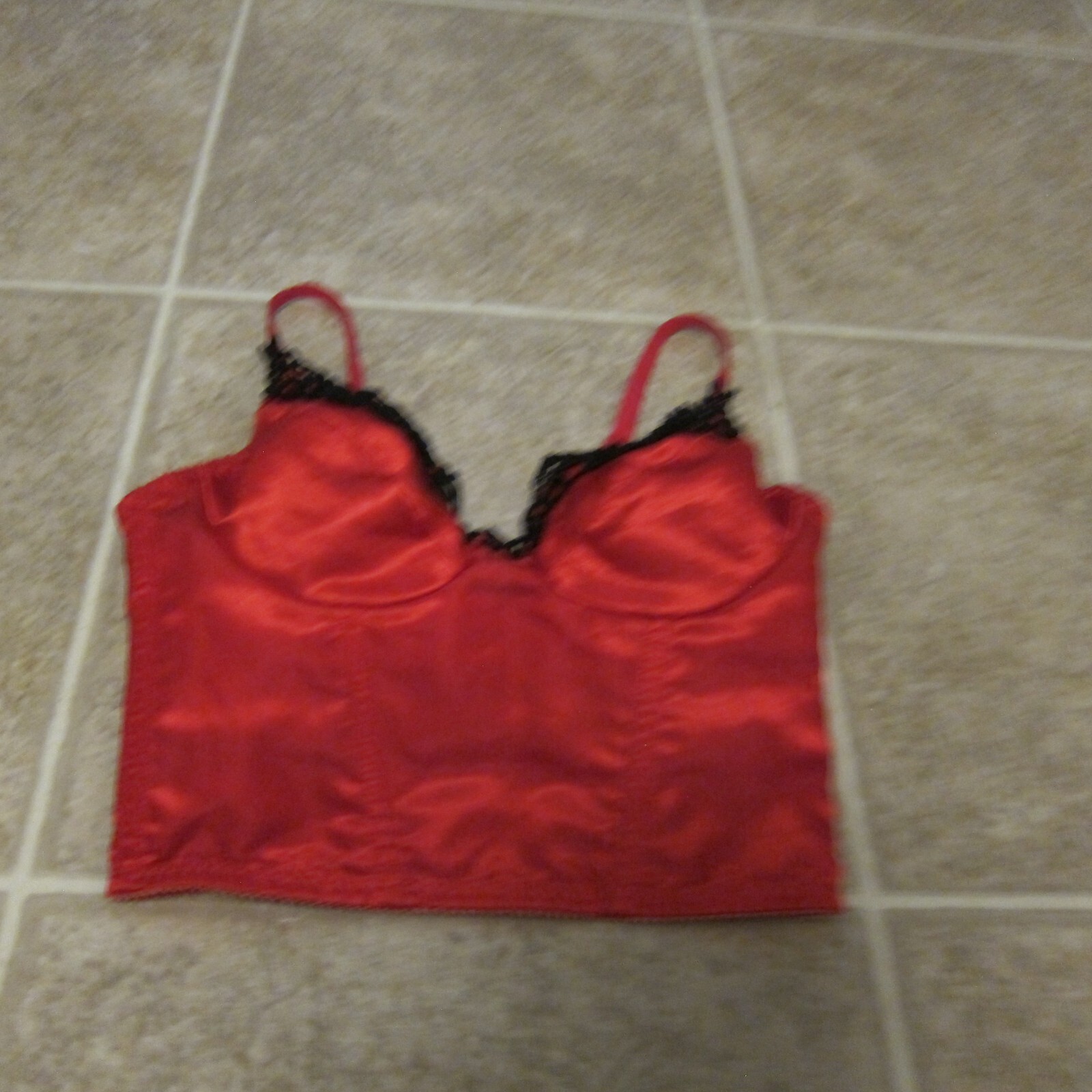 VINTAGE EMPIRE INTIMATES RED LONG LINE BRA MEDIUM. - Gem