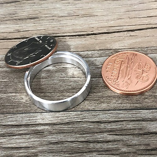 Scotch & Soda (US Half Dollar) Magic Tricks Coin Appear Vanish Close Up ...