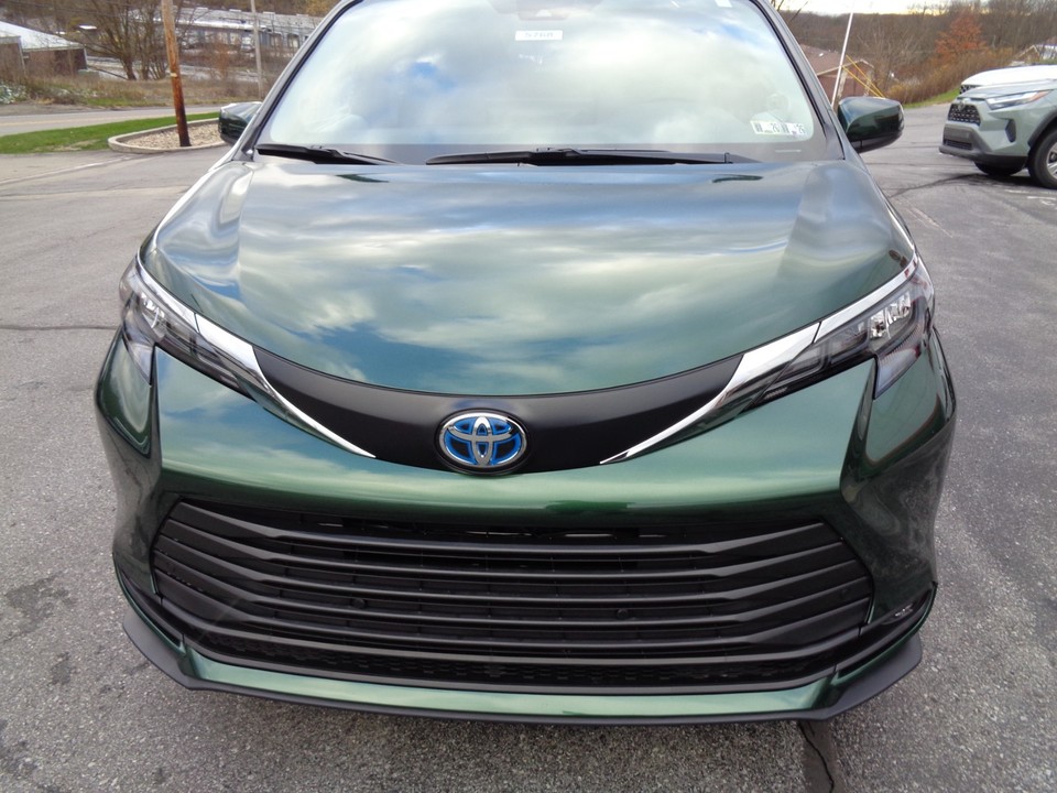 2025 Toyota Sienna Call or Text Scott Long @ 814-242-8404 | eBay
