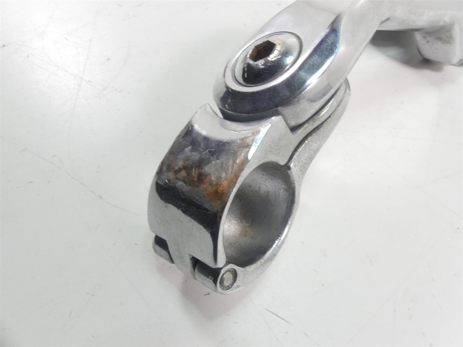 2013 Harley Touring FLHTK Electra Glide Highway Foot Pegs + 5" Mount ...