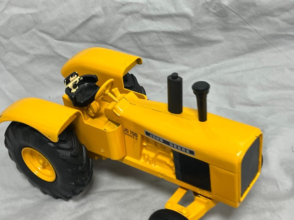 Vintage JOHN DEERE JD 700 A TRACTOR Industrial CUSTOM Nicely DONE! 1:16 ...