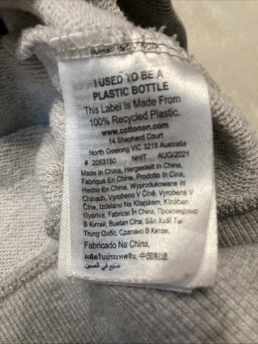 Snoopy & Friends Yale Small Sweatshirt Peanuts Made Of 100% Recycled ...