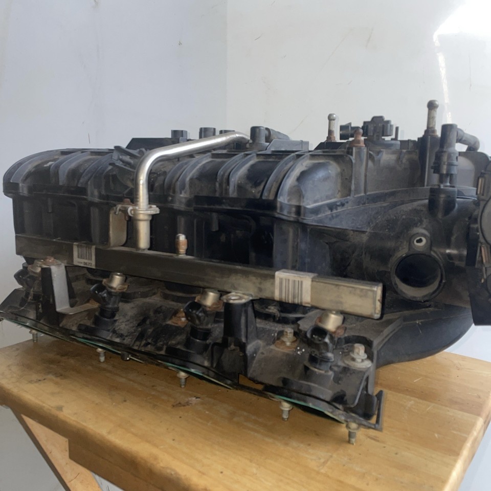 OEM GM NNBS Intake Manifold Fuel Rails Injectors COMPLETE 4.8 5.3 6.0 6 ...