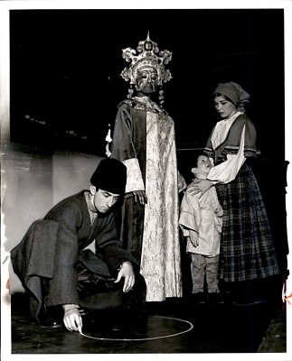 LG32 1967 Original Photo THE CAUCASIAN CHALK CIRCLE CHARLES GEROUX ...