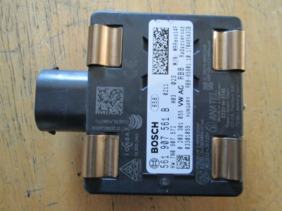 2018 Volkswagen VW Passat Cruise Control Distance Sensor 561-907-561-B ...
