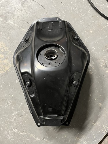 2022-2024 YAMAHA YZF R7 OEM FUEL TANK GAS PETROL | eBay