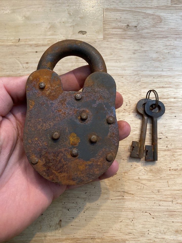 Wells Fargo Padlock Blacksmith Gunsmith Lock Keys Set Lot Patina ...