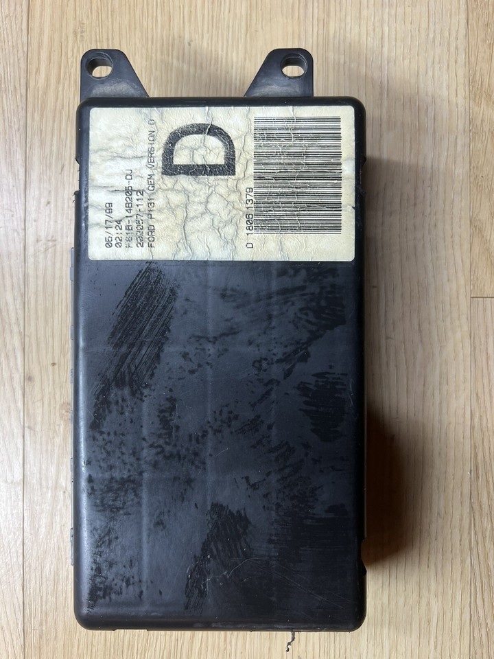 1999-2001 Ford F-250 F-350 Super Duty GEM Multifunction Module F81B ...