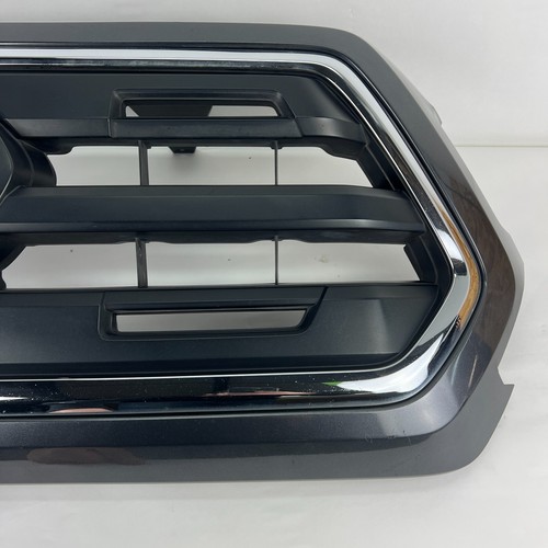 *READ* OEM 2016 - 2019 Toyota Tacoma SR5 Front Grille Assembly Gray ...