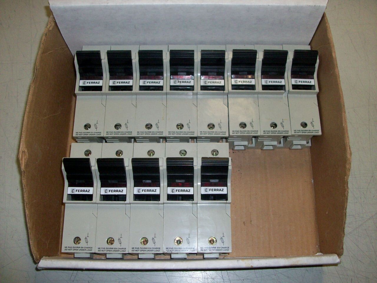 Ferraz F220368 Fuse Holder ST22 LOT 690V 125A Fuses Ferraz AC 20A / 13 ...