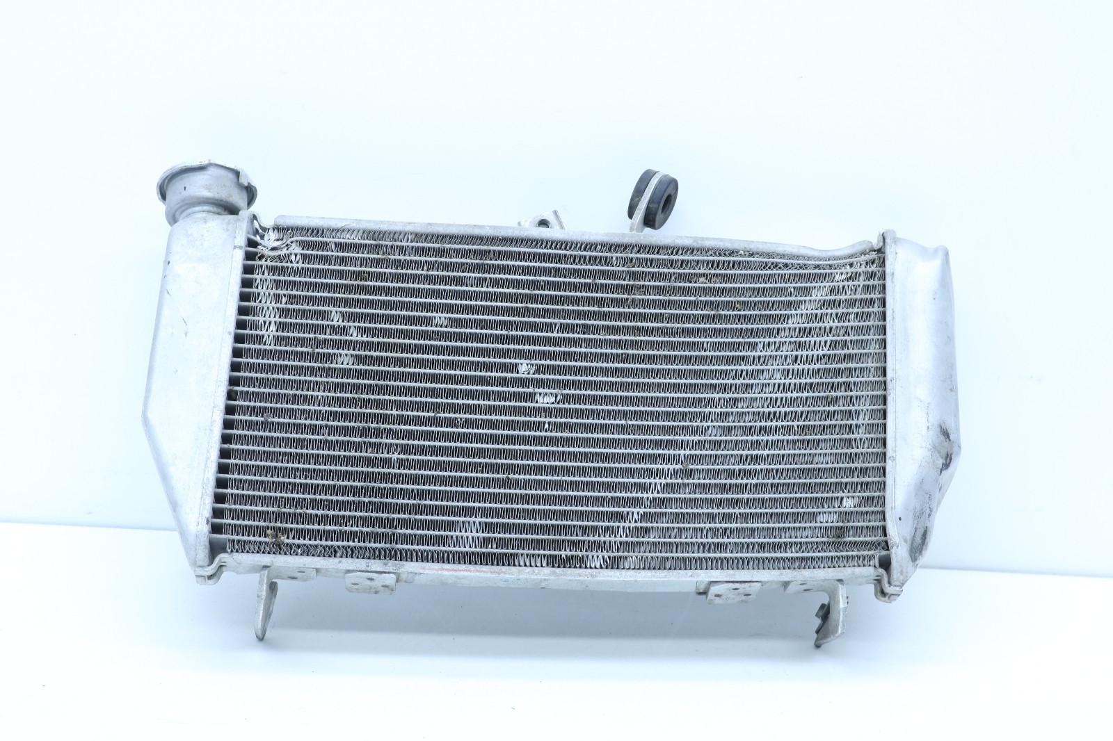 2015 YAMAHA YZF R3 RADIATOR COOLING CELL WATER TANK HOLDER YZFR3 15 16 ...