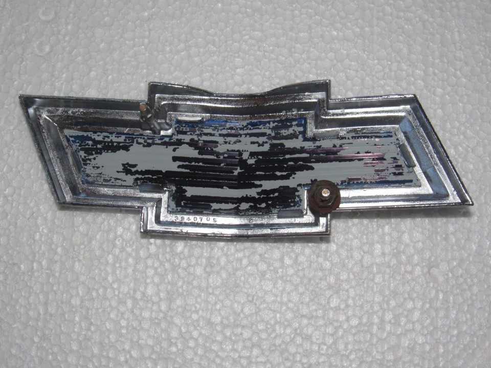 1969 1970 Chevy C10 C20 Truck K5 Blazer Suburban Bowtie Hood Emblem OEM ...